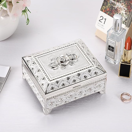 Unveiling 10 Popular Jewelry Case Designs in Different Materials ...